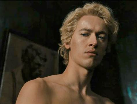 Tom Blythe Blonde Snow Cornelius Hot Men Guys