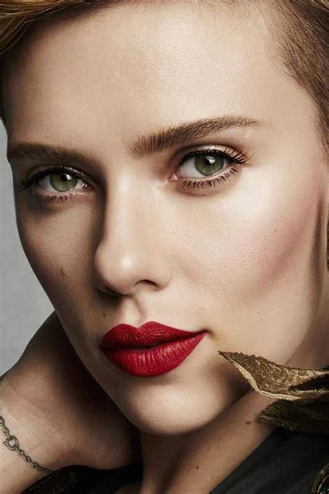 斯嘉丽·约翰逊图片 18 金海报 Goldposter