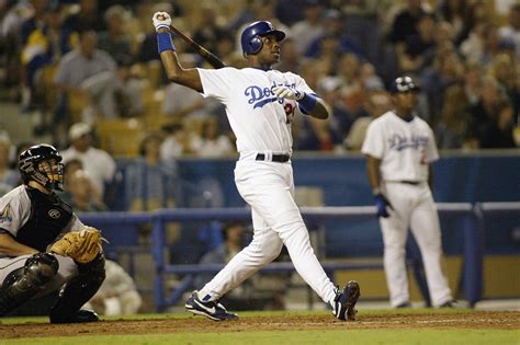 Fred Mcgriff Former Braves And Dodgers 1b Elected To Hall Of Fame