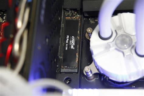Test Crucial P5 Plus 1TB - szybkiego i taniego dysku SSD