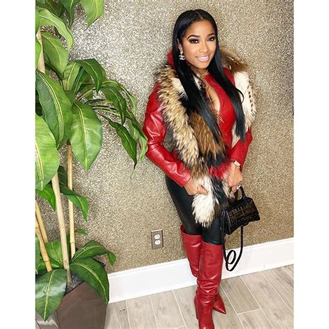 Pin By Charlotte Sweeting On Toya Johnson Rushing Fall Fashion Outfits Rush Outfits Classy