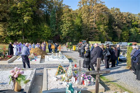 Pokopan đakon Milan Daniel Jurić Sisačka Biskupija