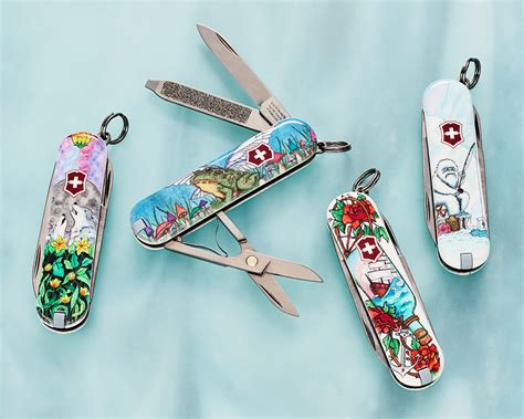 Victorinox Swiss Army Bottled Ships Classic Sd Multi Tool 23 Closed