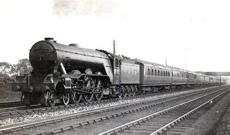 Lner Class A1 4 6 2 No 2572 St Gatien At York Rphoto By Cecil Ord Collection £100 Picclick Uk