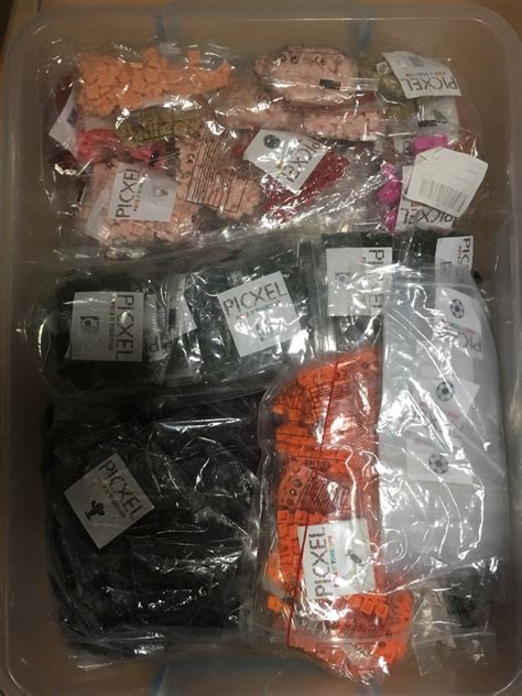 Pixcel Bricks Everything Else On Carousell