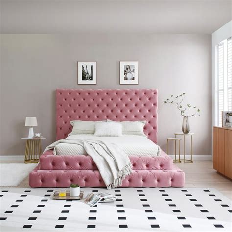 Eleonora Queen Size Luxurious Upholstered Velvet Bed In Pink Color
