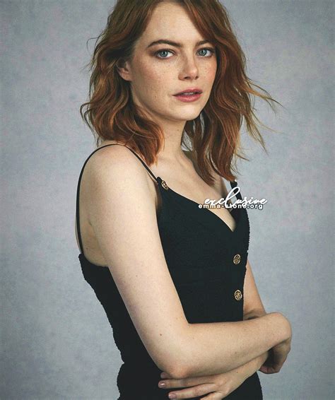 Actress Emma Stone Emma Stone Dark Red Hair