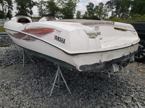 Boat Yamaha Lst1200 Ag From The Usa Car Auctions Bidcars