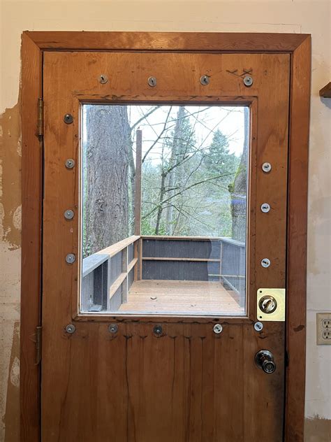 Yep I Can See Rust Or Dirt Staining From The The Heavy Gauge Wire Mesh