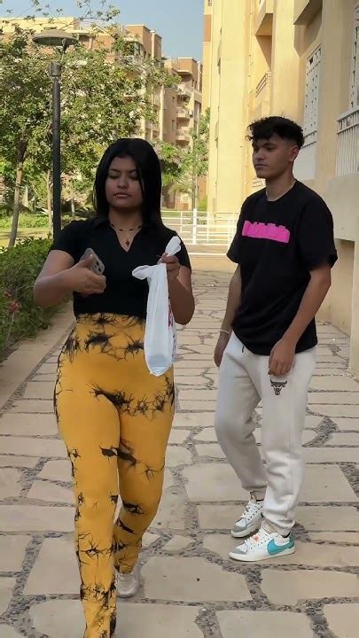 البنات ساعات بتستعبط Youtube