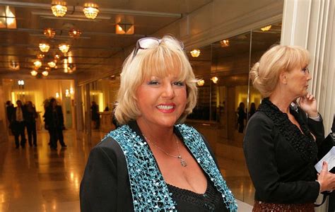 Legendarna Alenka Pinterič Je Praznovala 75 Rojstni Dan Svet24si