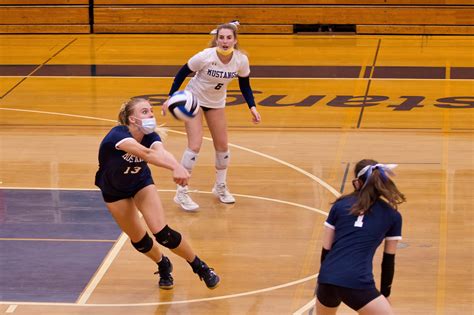 2021 Varsity Photos Sda Girls Volleyball