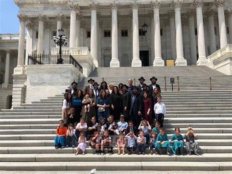 Senator Joins For Chassidic Dance