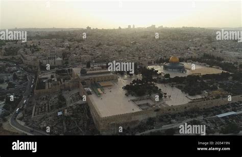 Temple Mount Haram Esh Sharif Stock Videos And Footage Hd And 4k Video Clips Alamy