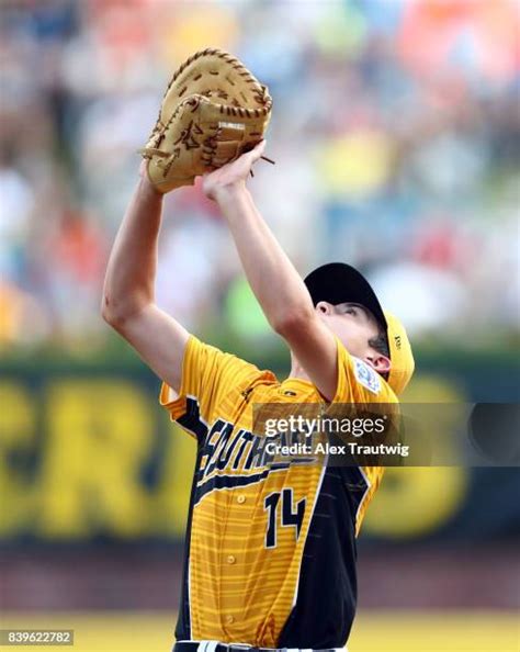 Thomas Barrett Photos And Premium High Res Pictures Getty Images