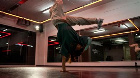 Jilou Rasul Berlins Breaking Hoffnung Für Die Olympischen Spiele In Paris Rbb24