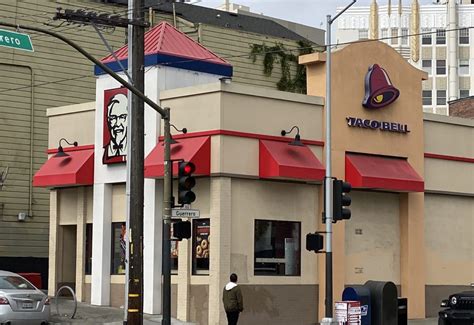 Kfc Taco Bell On Duboce No Longer Serving Taco Bell Items