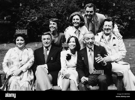 Johnny Weissmuller Illustré à Lextérieur Avec Les Stars