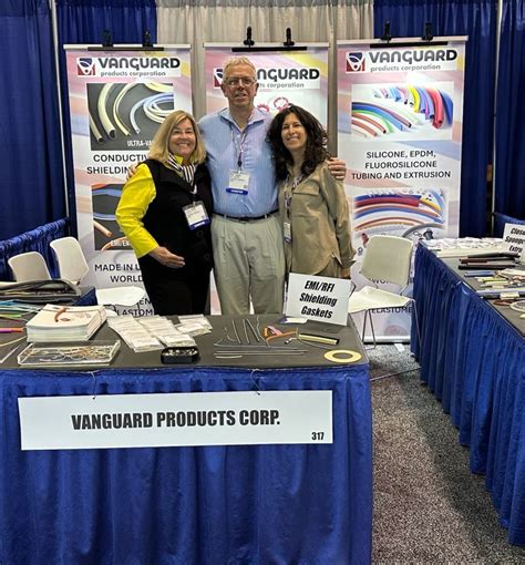 Dsas Mikki Larner And Susan George Are At The Design 2 Part Shows In Santa Clara Today Its