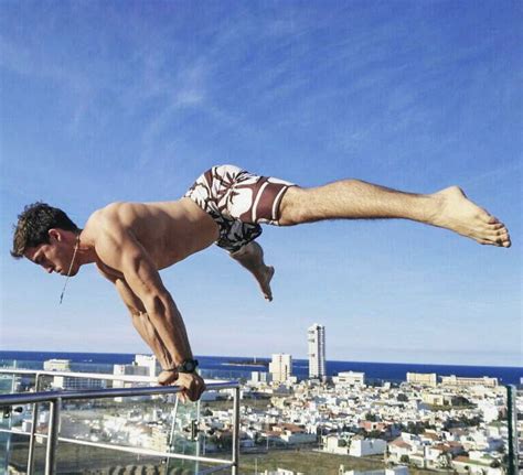 Aristeo Cázaress Feet