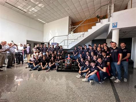 Presentación Del 5º Prototipo De Monoplaza Eléctrico De Upmracing El Modelo Mantiene La Esencia