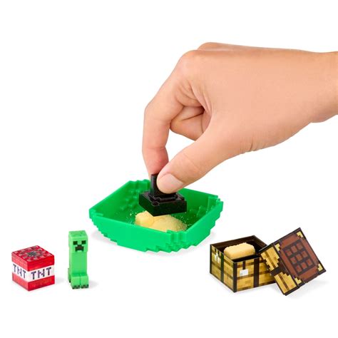 Mgas Miniverse Make It Mini Minecraft Collectible Assortment Toys4you