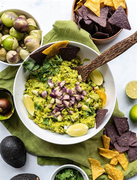 Creamy Purple Tomatillo Guacamole Recipe Pineapple And Coconut