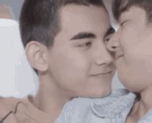 Gay Men Kissing S Tenor