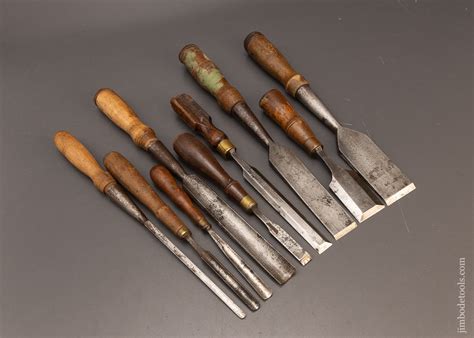 Collection Of 9 Good Chisels And Gouges 117206 Jim Bode Tools