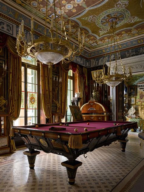 Российские архитекторы отреставрировали двухсотлетний замок во Франции Замок Архитекторы