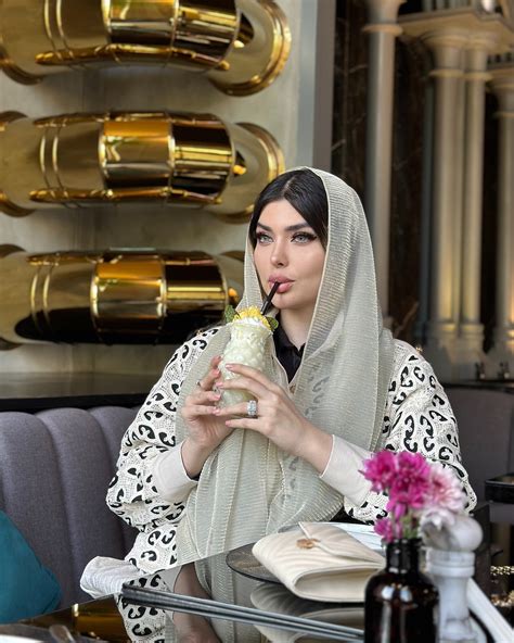 Niloofar Behboudi نیلوفر بهبودی‎ Niloofar On Threads