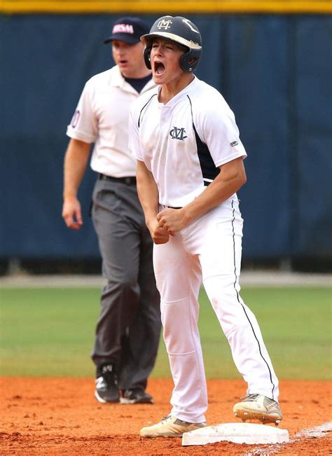 ‘he Wanted To Make His Mom Proud Mobile Christians Ethan Hearn Keeps Playing After Mothers