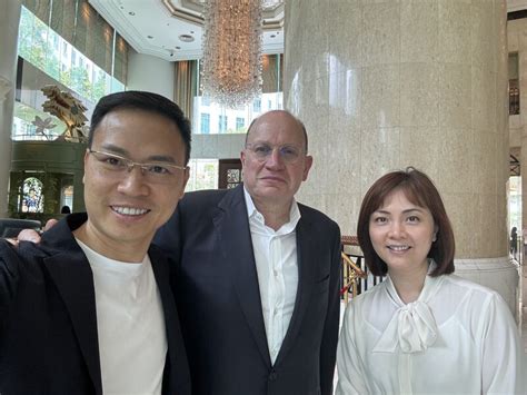 Dickson Tsang On Linkedin My Ex Boss Sir Mark Tucker Mr Mark Tucker Is Group Chairman Of Hsbc He…