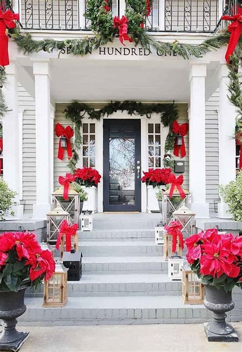 Outdoor House Ornaments 14 Outdoor Christmas Decor Ideas To Bring Chic