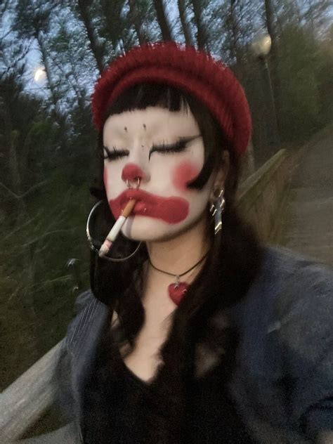 Pin By Suleima On Halloween Costumes In 2025 Halloween Makeup Pretty
