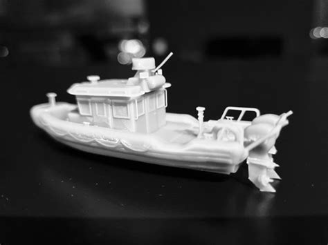 Defender Class Boat Yacare Scale Models