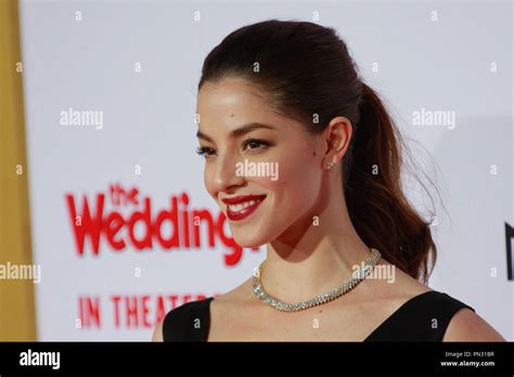Olivia Thirlby At The Premiere Of Screen Gems The Wedding Ringer