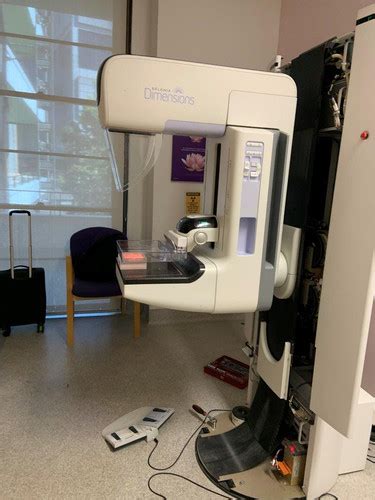 Used Hologic Selenia Dimensions Mammo With Tomo And Tomo Biopsy Everx