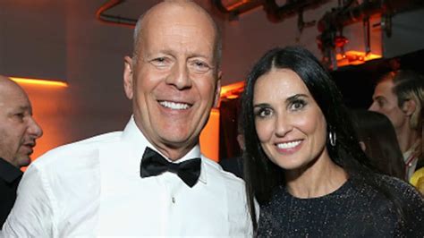 Bruce Willis Et Demi Moore Confinés Ensemble En Pyjamas 7 Jours