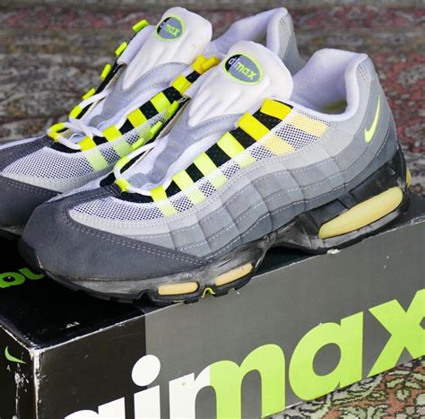 Nike Air Max 95 Og Big Bubble “neon”が国内3月15日より順次復刻発売[hm4740 001] Up