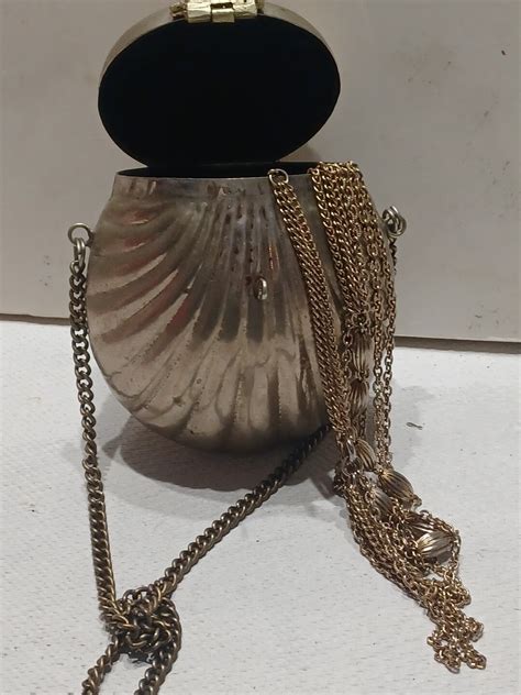 Vintage Metal Clam Shell Purse Metallic Seashell Pattern Black Velve Etsy