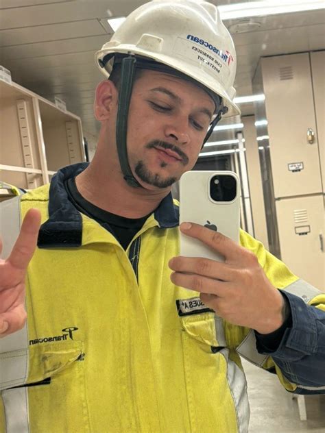 Caio Rodrigues On Linkedin Vidaoffshore Offshorelife Drillship Transocean