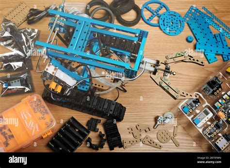 Assembling Robot Theme Stem Science Learning Programing Study Stock