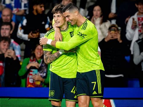 Mu Bungkam Sociedad Ronaldo Bantu Garnacho Cetak Sejarah Baru