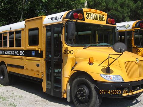 Bus 300 2013 Ic Ce Handicap Edmonson County Schools 300 Flickr