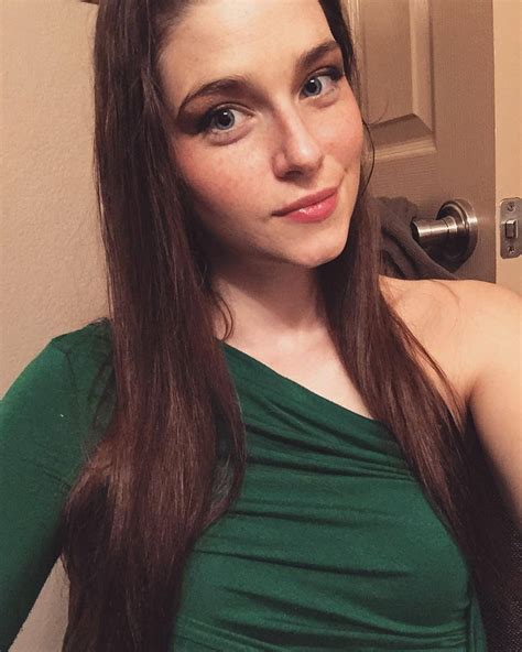 Green Dress Scrolller