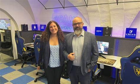 Sofia López Briones Concejal De Talento Joven Y Espacios Públicos Visita Ucam Tokiers Ucam