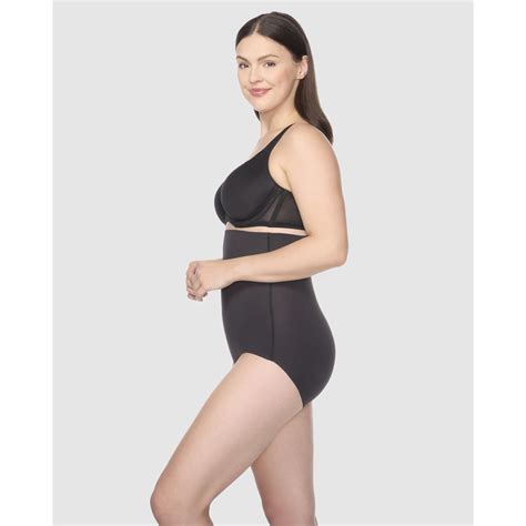 Real Smooth® Ultra High Waist Shaping Brief
