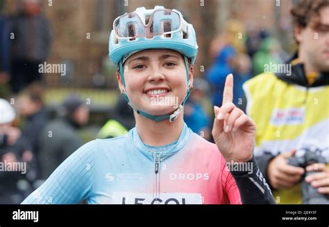 Alice Towers Winner Of The Womens Elite Along With The Under 23s
