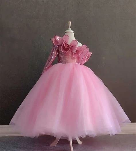Big Puffy Princess Dresses For Halloween Dresses Images 2025